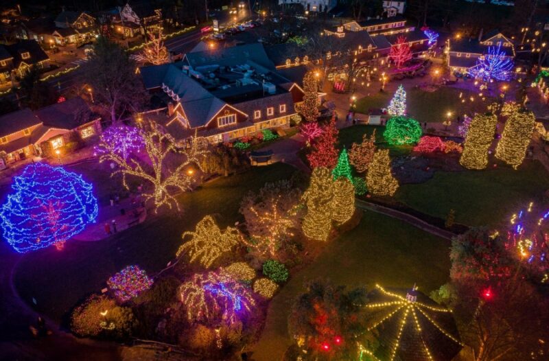 10 Cute Christmas Towns in New Jersey to Walk Around This Holiday Season